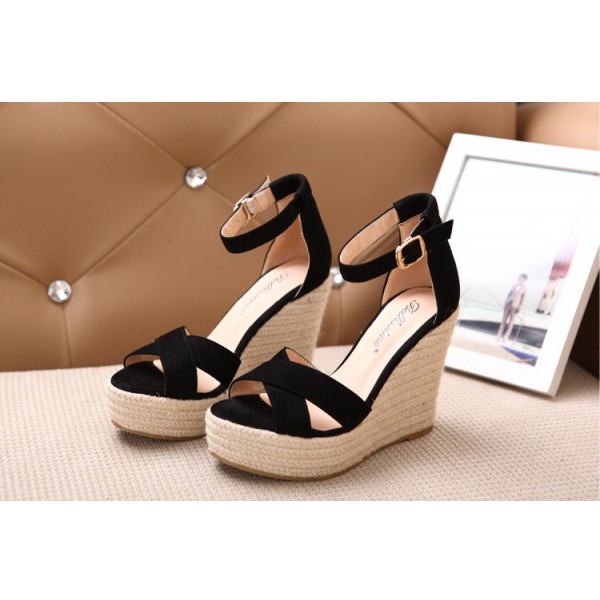 Sandales compensées aspect daim, noires, Maisie, femmes petites pointures.